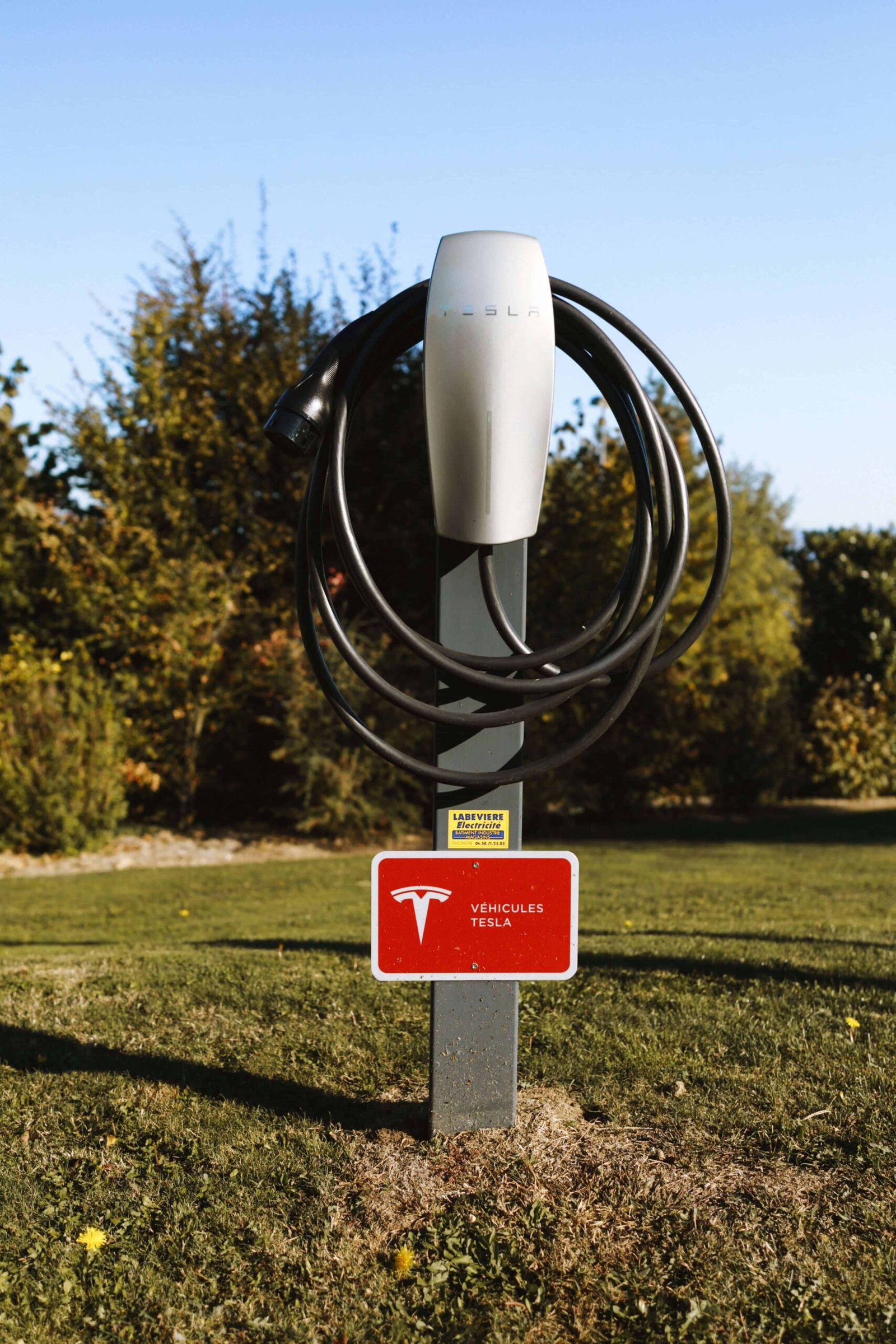 Tesla Wall Connector Troubleshooting: Quick Fixes!
